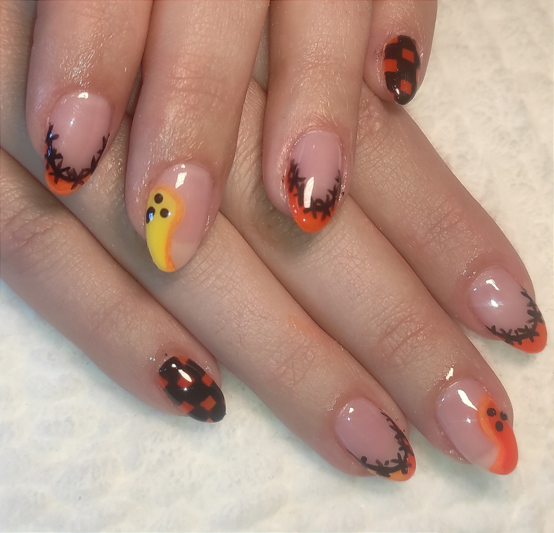 LookBook Studio Diva Lux, Niš Ojačavanje noktiju gelom - 25. oktobar 2022. (#WM826P) - SrediMe