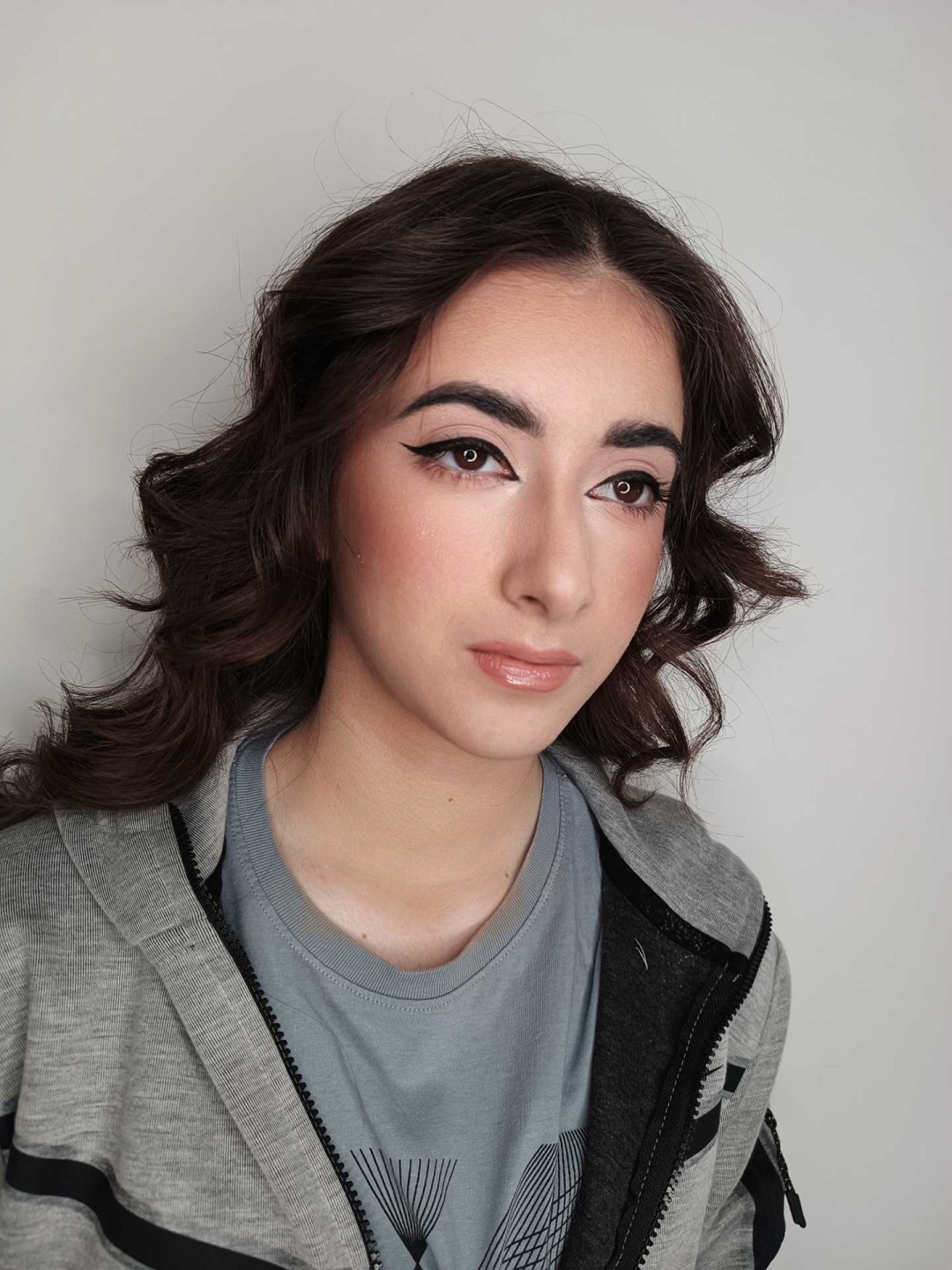 M Studio 0303, Novi Sad LookBook #W9MLYY - SrediMe