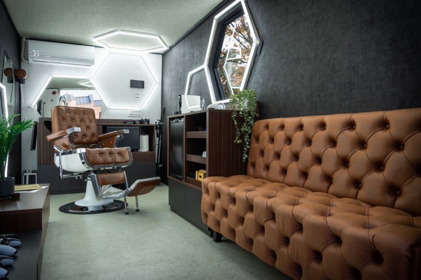Barber Bus Frizerski salon zakazivanje | Beograd, Mobilni salon - SrediMe