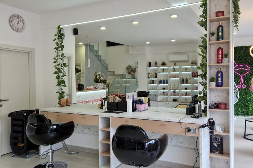 Beauty Cocktail Frizersko-kozmetički salon zakazivanje | Beograd, Vojvode Stepe 395a - SrediMe
